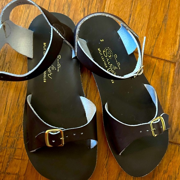 Sun San | Shoes | Girls Brown Sunsan Surfer Sandals | Poshmark